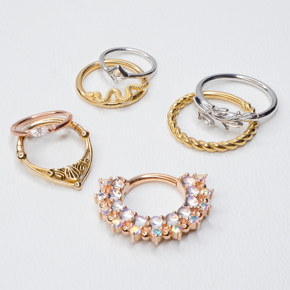 Clickers & Rings – Aenima Boutique